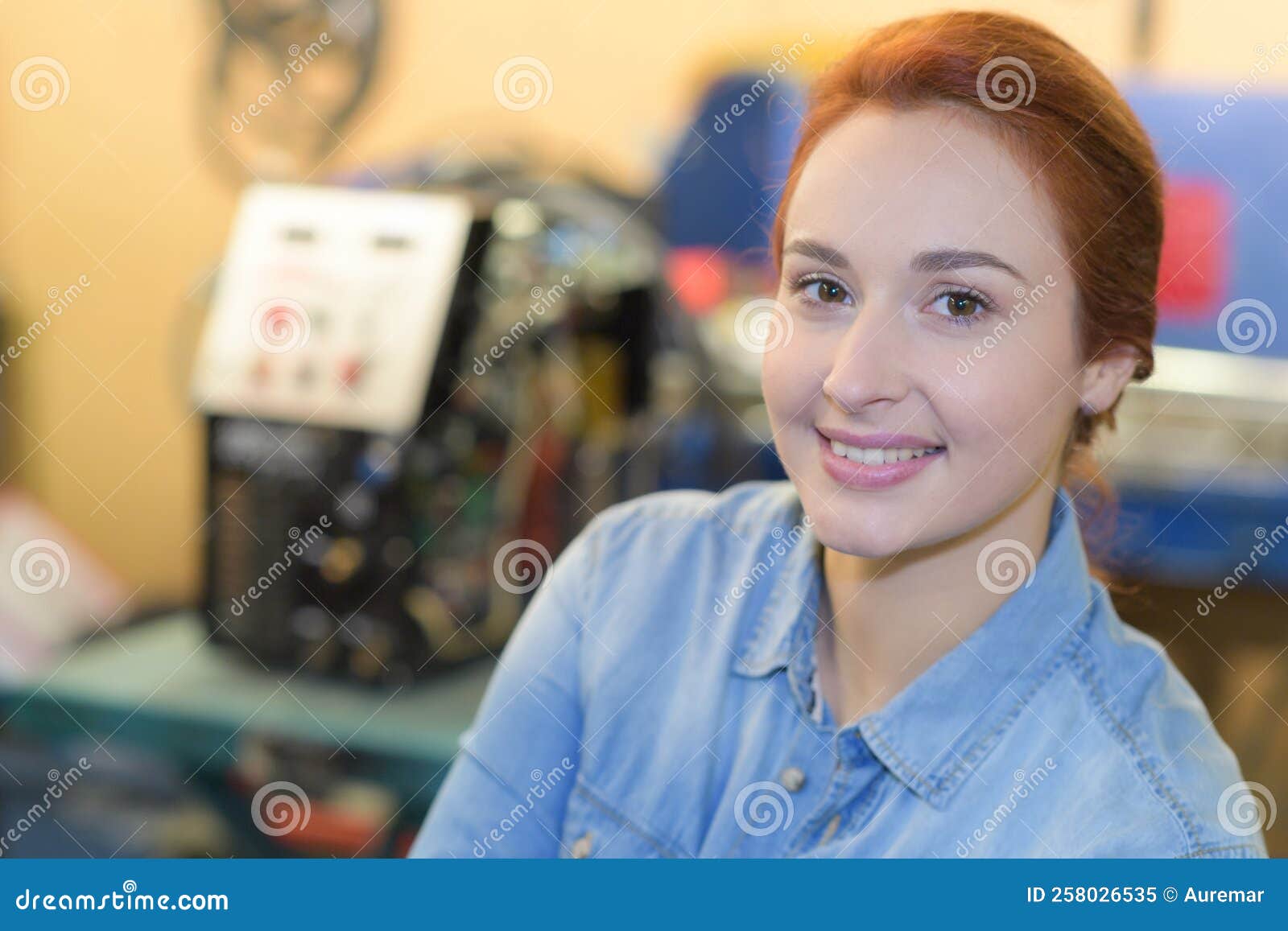 Female Engineer Operating Cnc Machinery Stock Image - Image of uniform ...