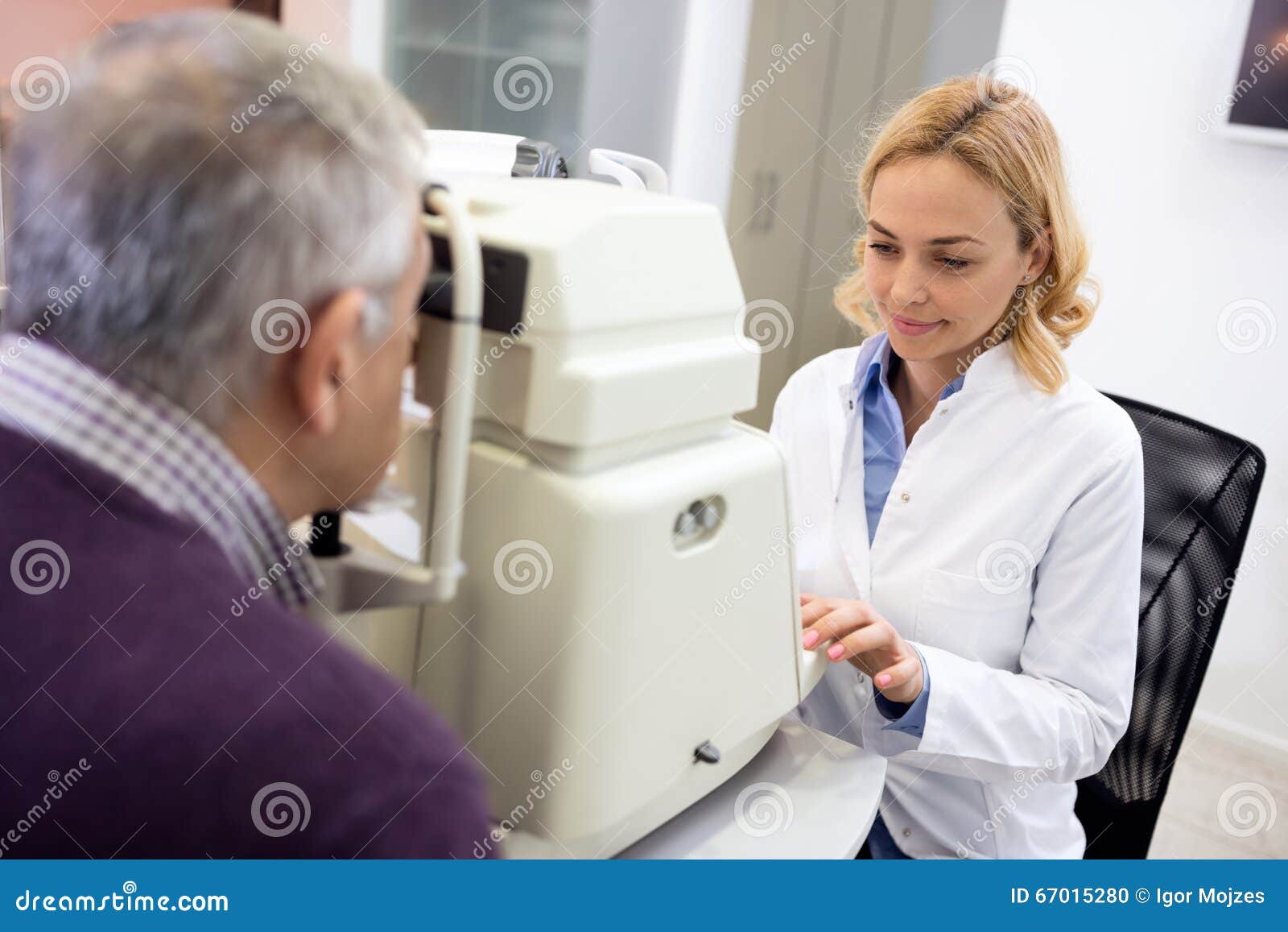 Female Eye Specialists Determines Diopter Using Apparatus Stock ...