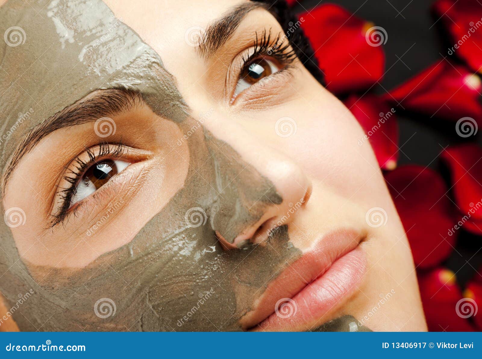 Female facial clay mask stock image. Image of smooth - 13406917