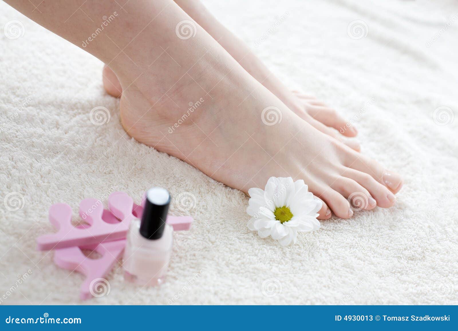 Female feet - foot care stock image. Image of daisy, nail - 4930013
