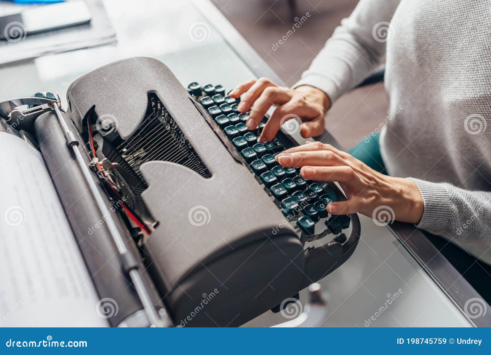 Old Typewriter Type Bars Stock Photo | CartoonDealer.com #39297750