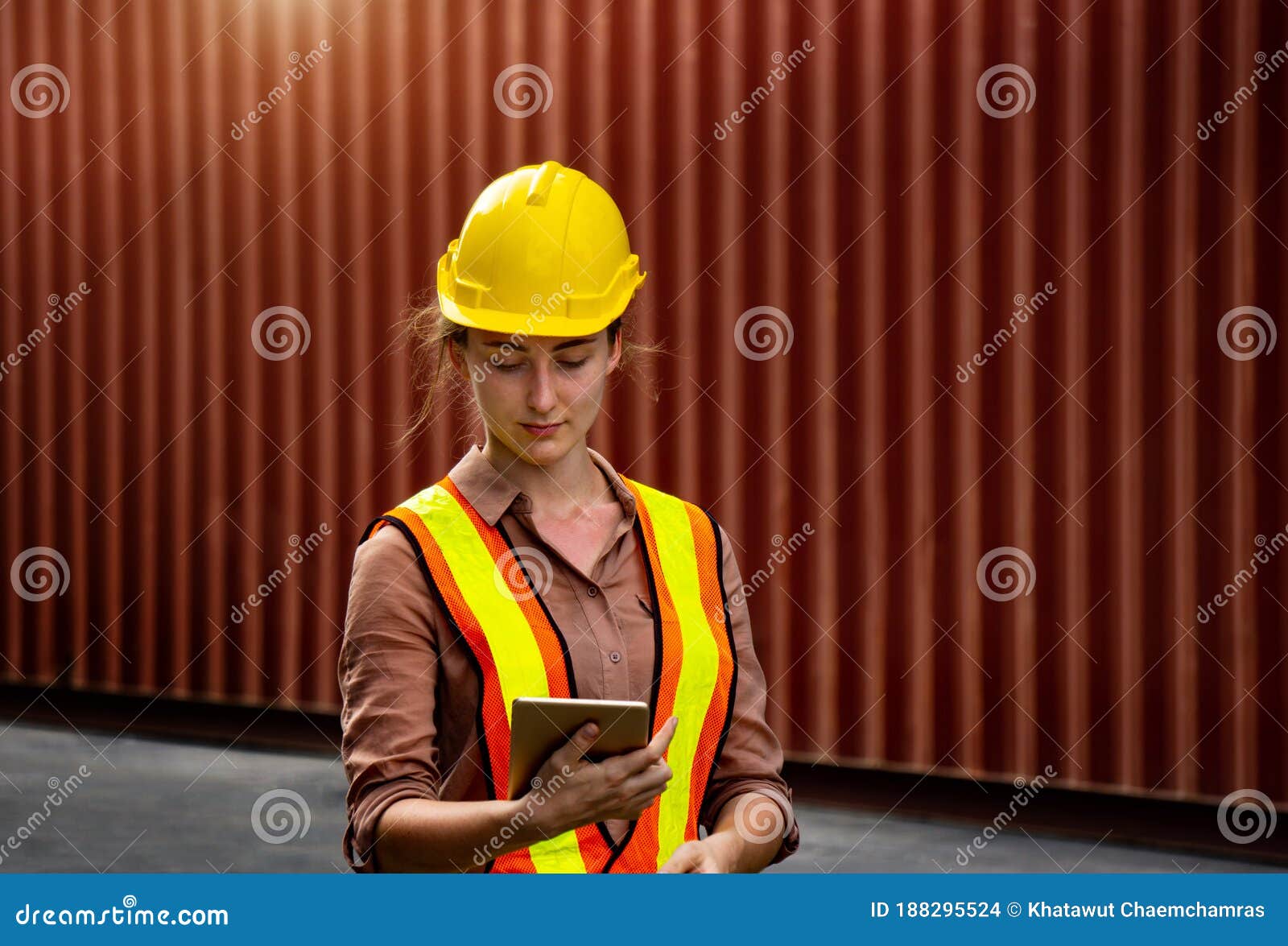 Female Foreman is Using Computer Tablet Stock Photo - Image of ...