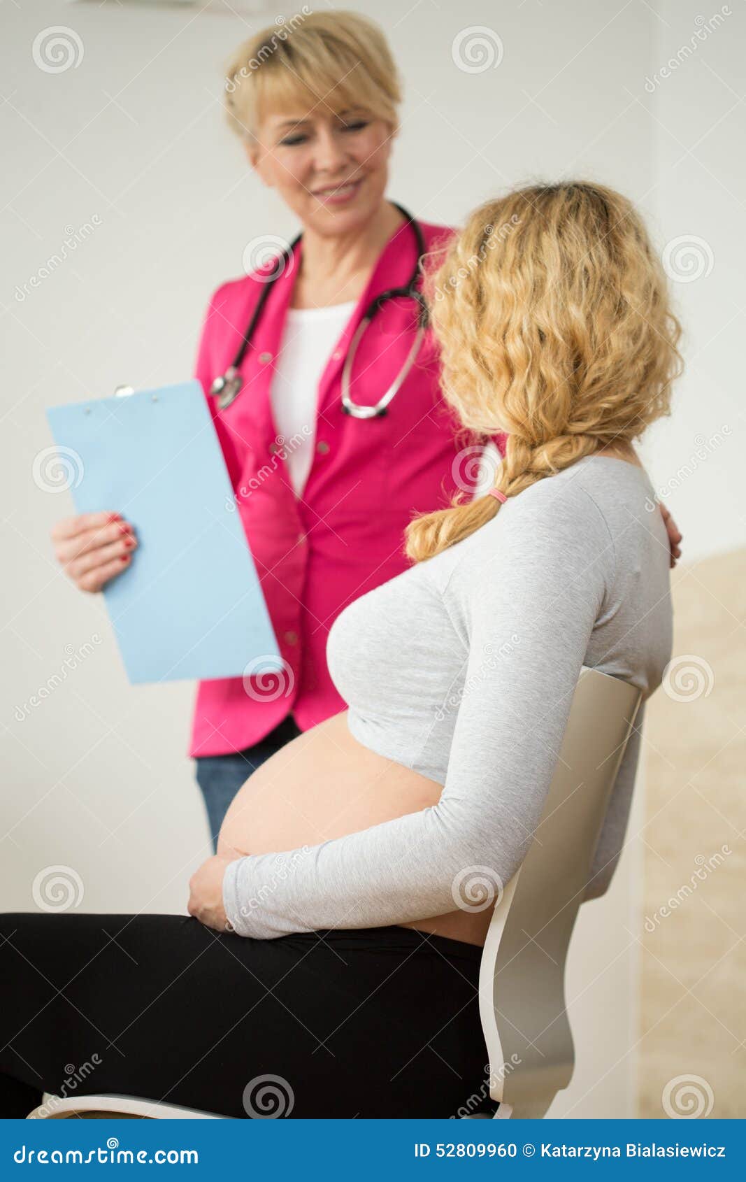 Female Gynecologist Holding Disposable Cervical Sample Swab Stock ...