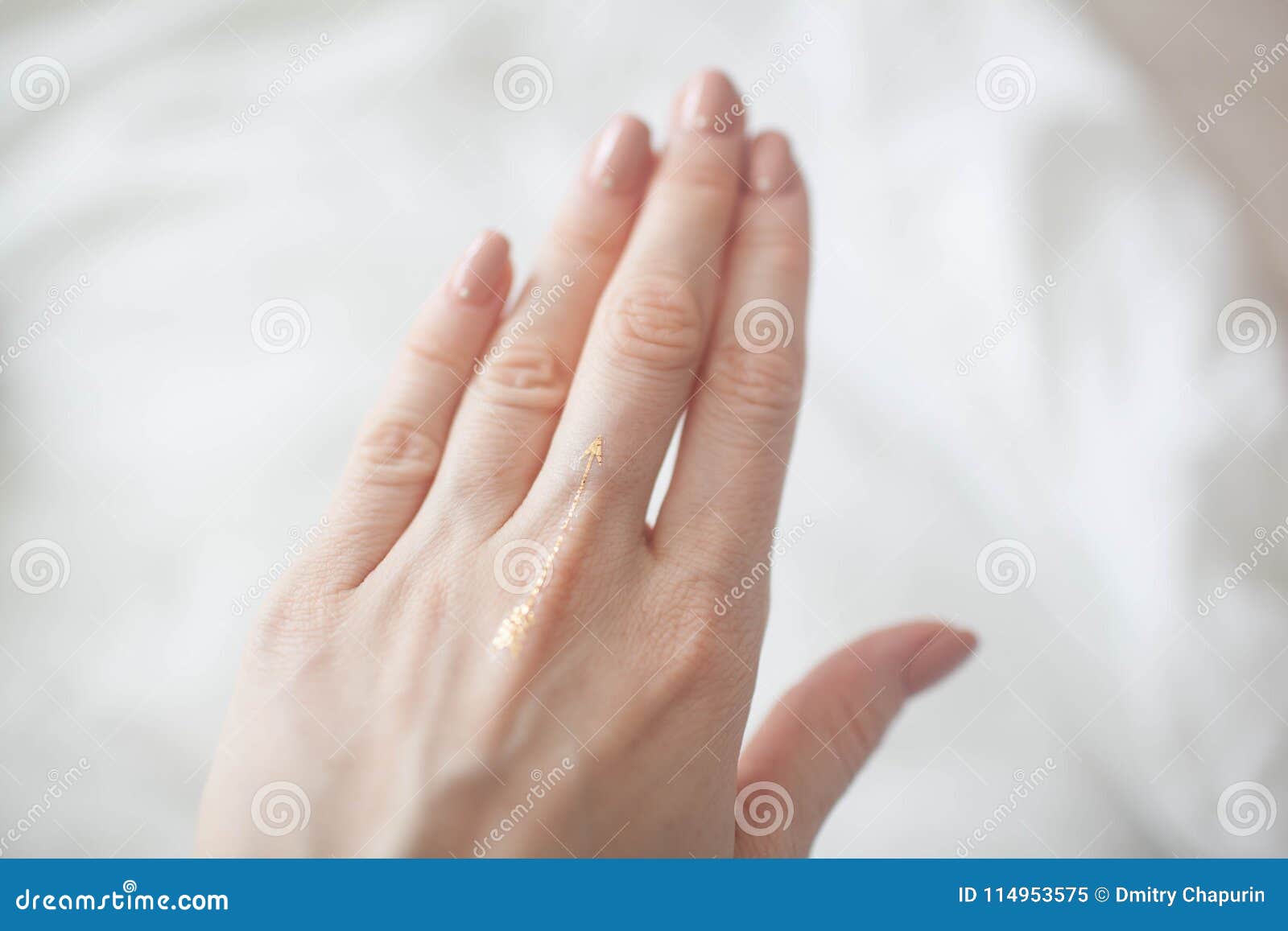 On the Female Hand Flash Sticker Stock Image - Image of hands, pointer ...