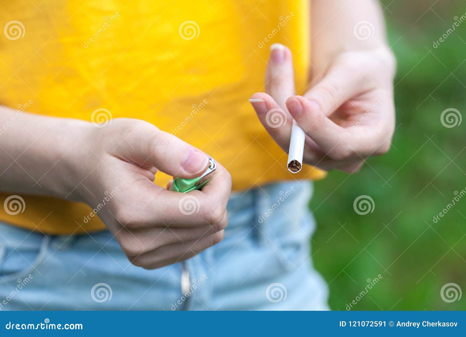 Female Hand Holding Cigarette Stock Image - Image of cancer, medicine ...