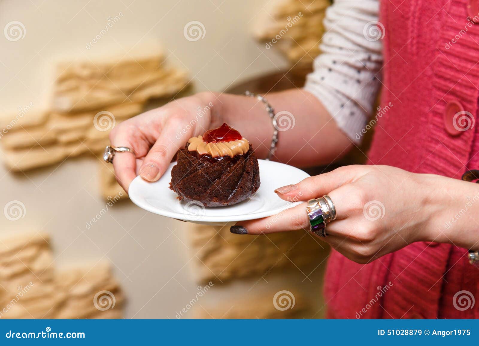 Female Hands Hold a Cake on a Plate Stock Image - Image of muffin ...