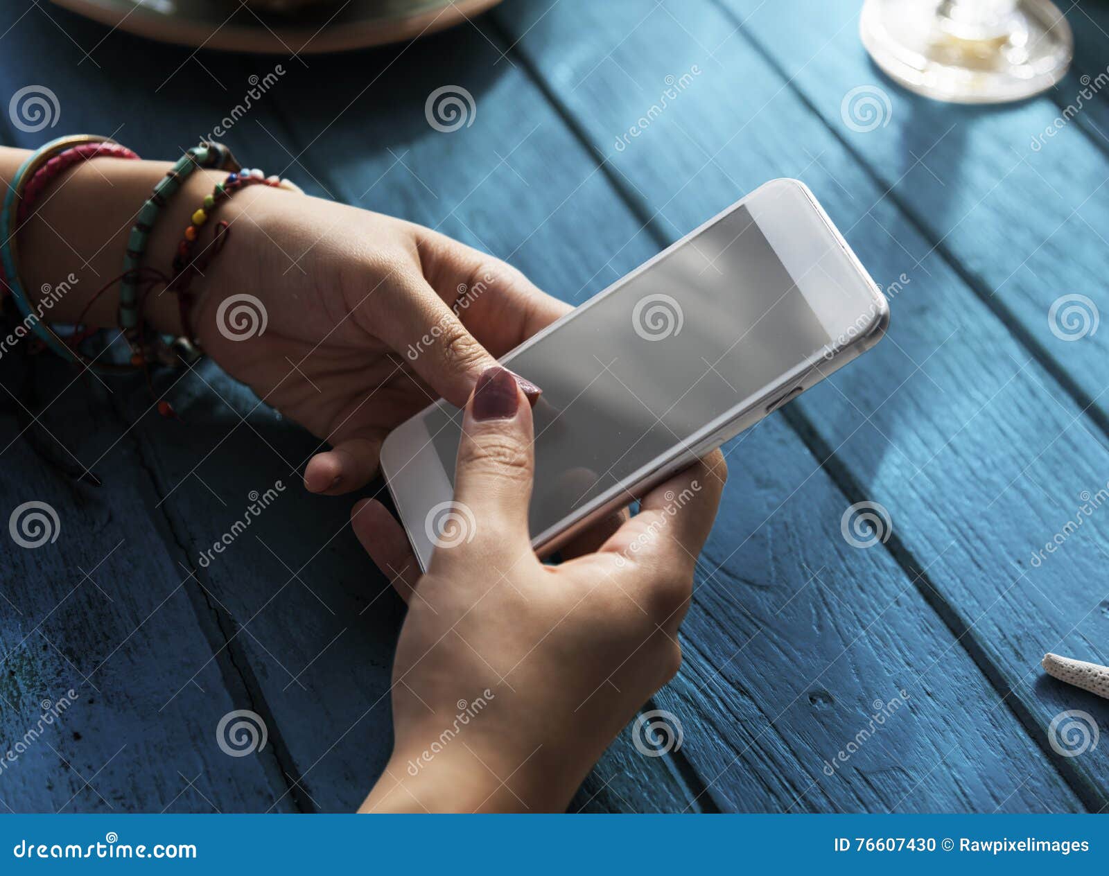 Female Hands Texting Phone Concept Stock Photo - Image of hands, screen ...