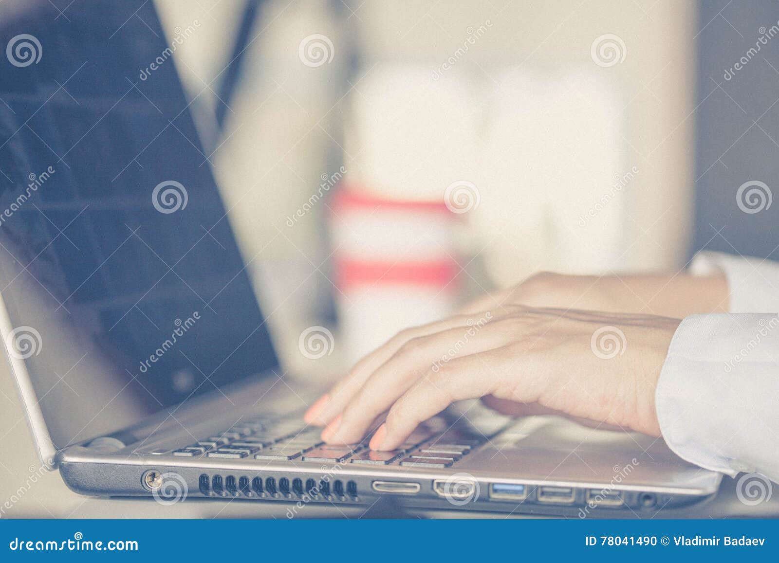 Female Hands Typing on a Laptop Stock Photo - Image of desk, computer ...
