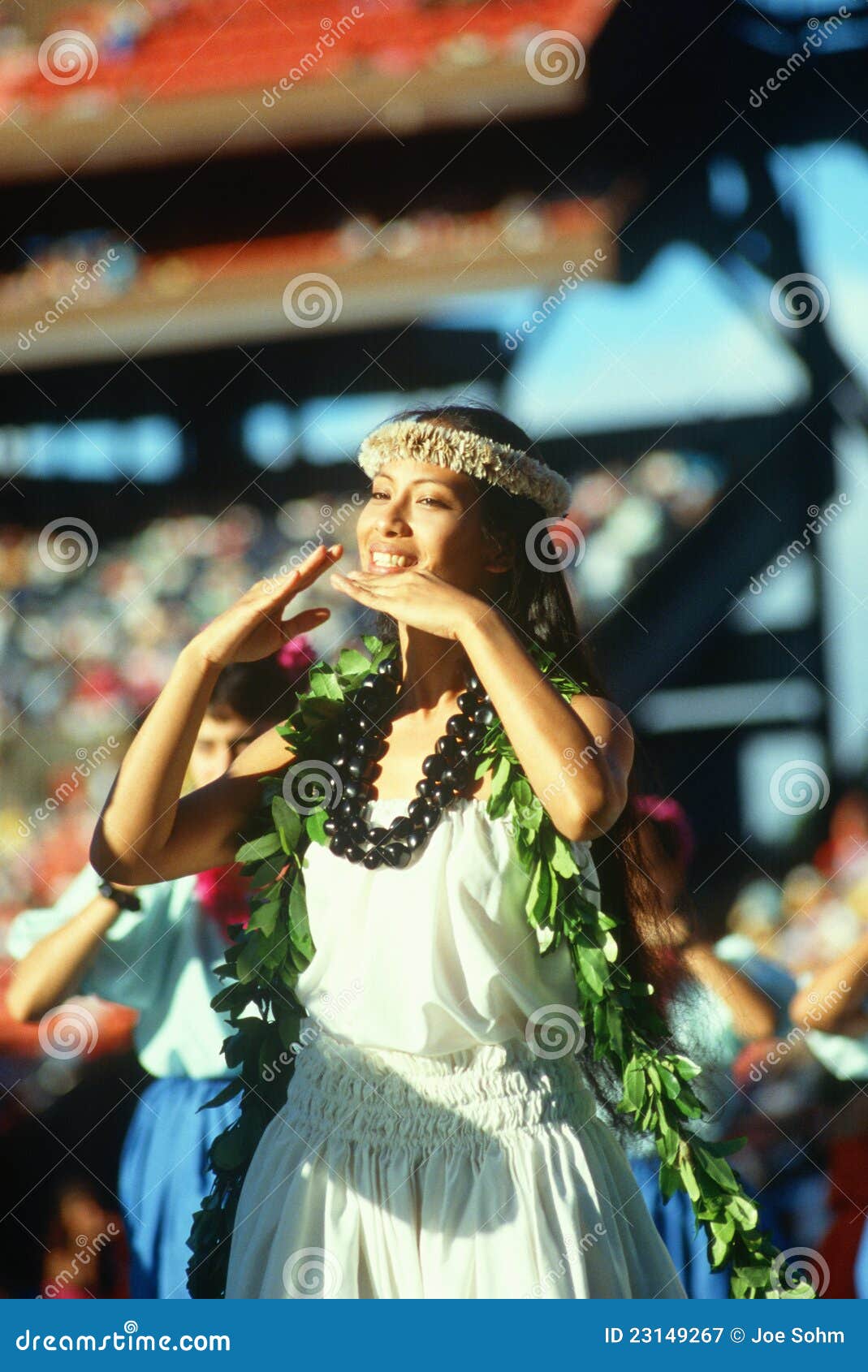 Hawaiian Female Dancer At A Traditional Island Breeze Luau On The Big ...
