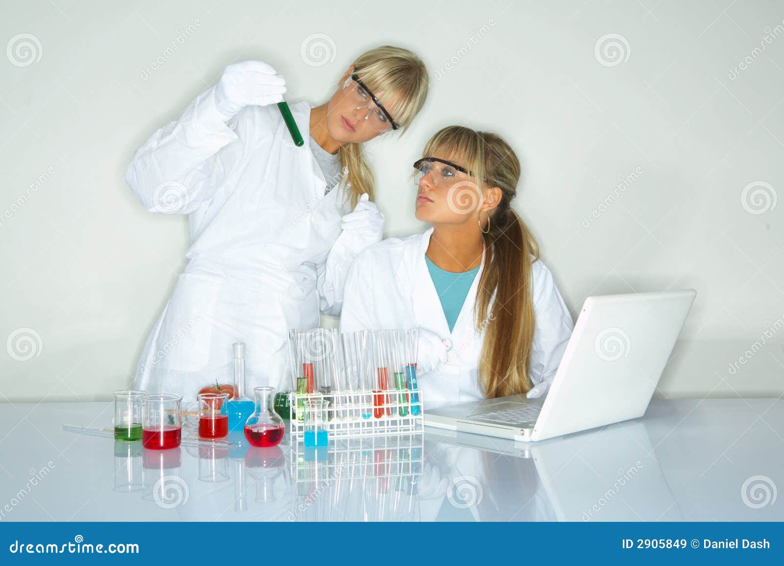 Female in lab stock image. Image of interaction, glasses - 2905849