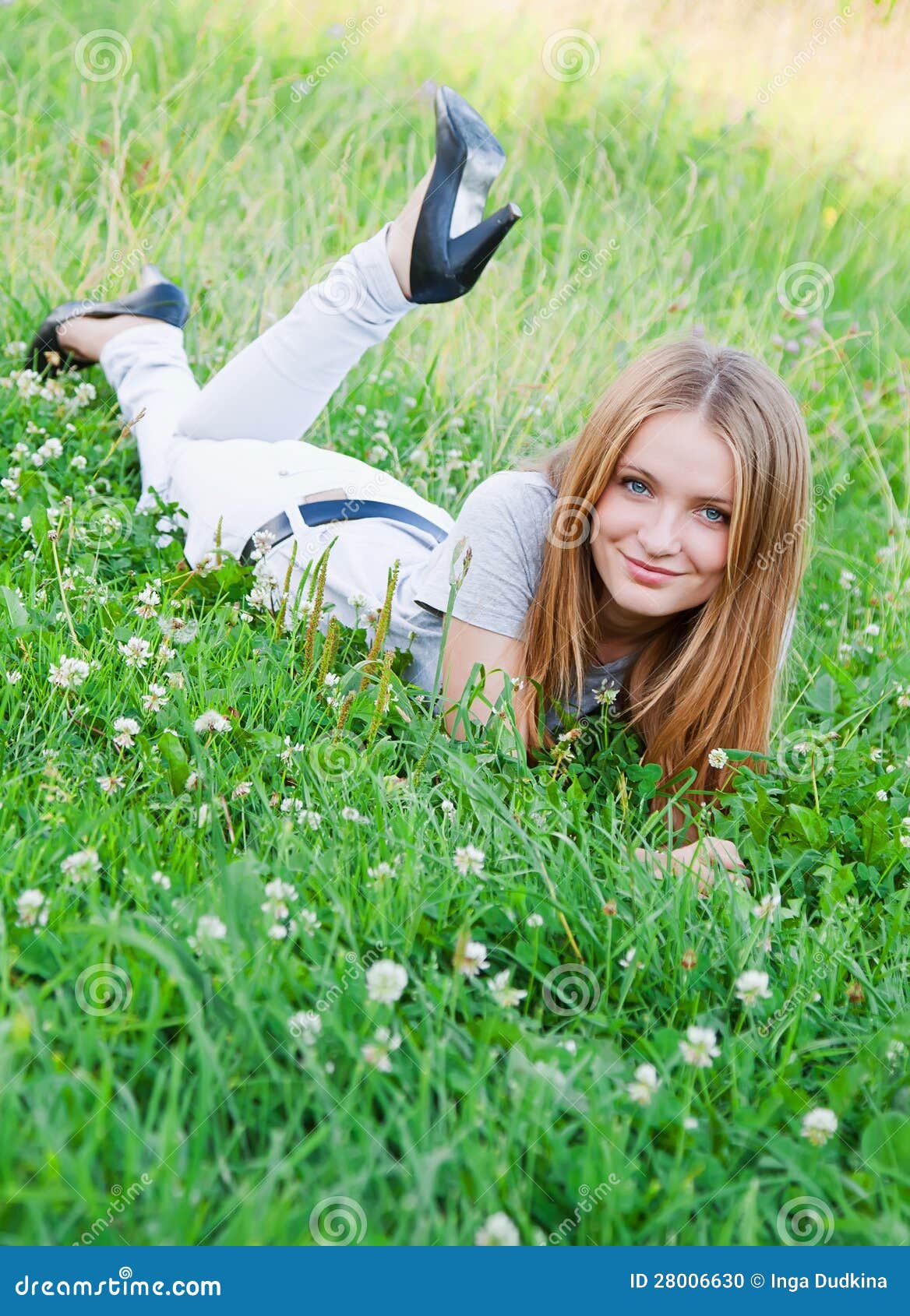 Female Laying Chetah Portrait Stock Photography | CartoonDealer.com ...