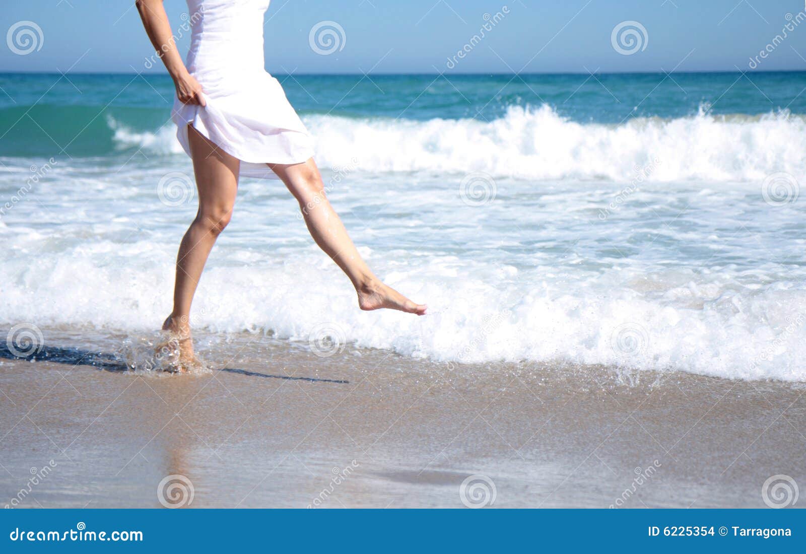 Female Legs Playing in Ocean Stock Photo - Image of healthy, body: 6225354