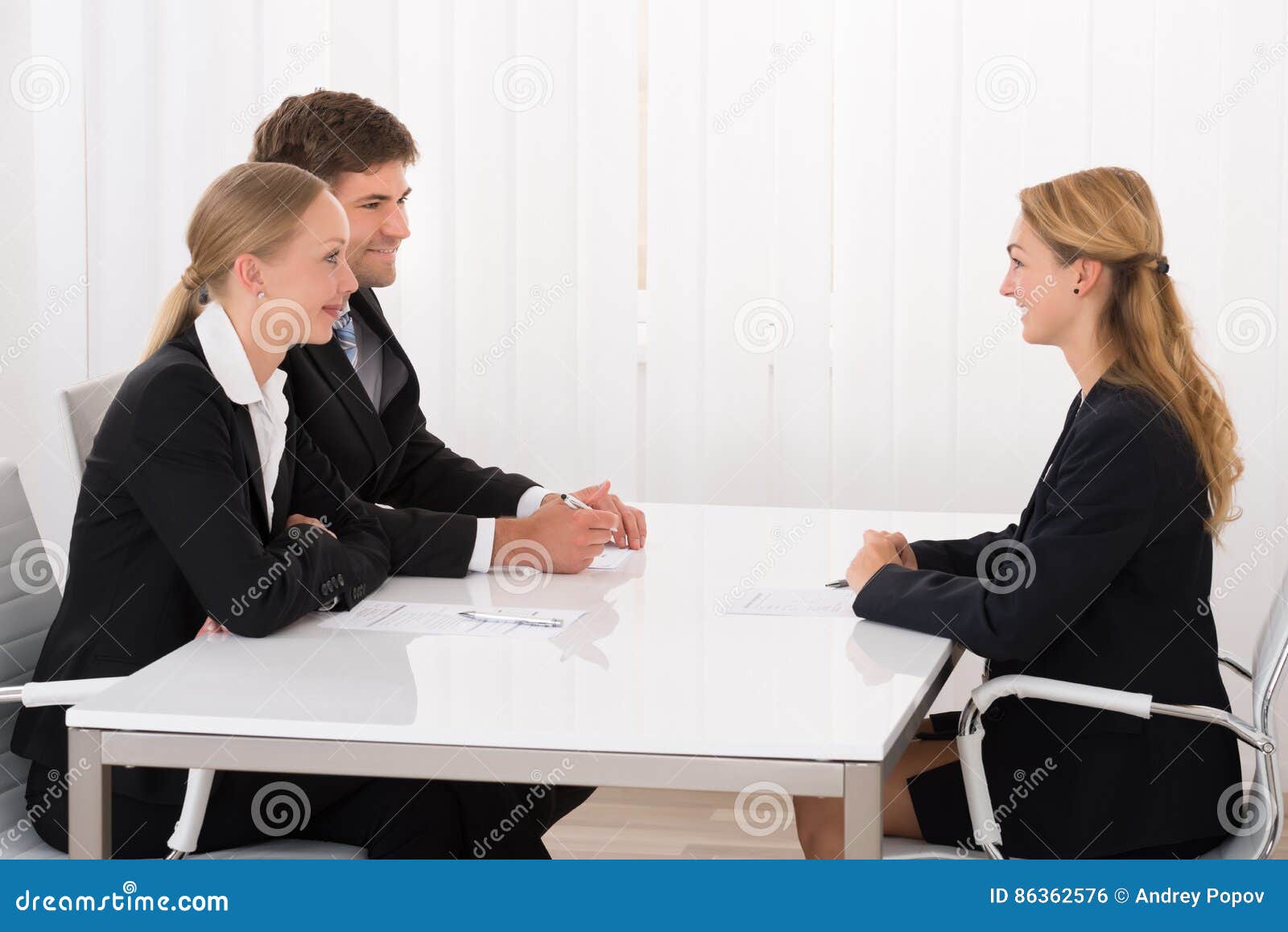 Female Manager Interviewing an Applicant Stock Photo - Image of hiring ...