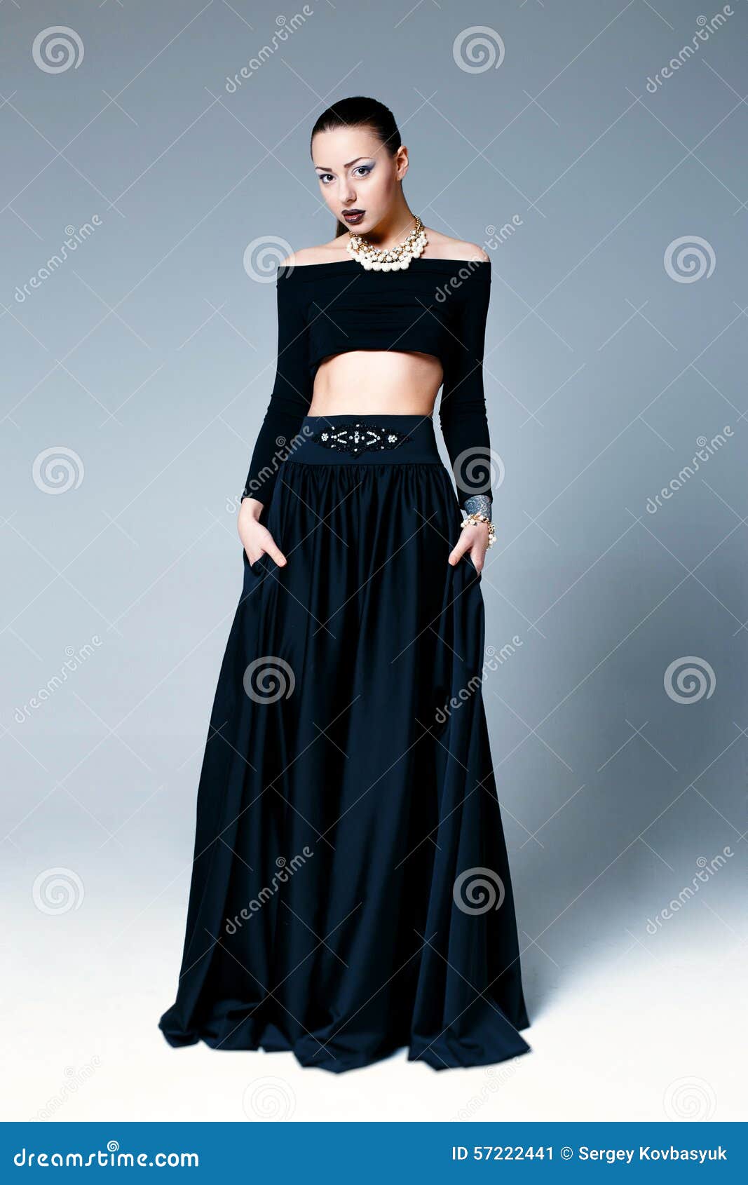 Female Model in Black Clothes Stock Image - Image of posing, sensuality ...
