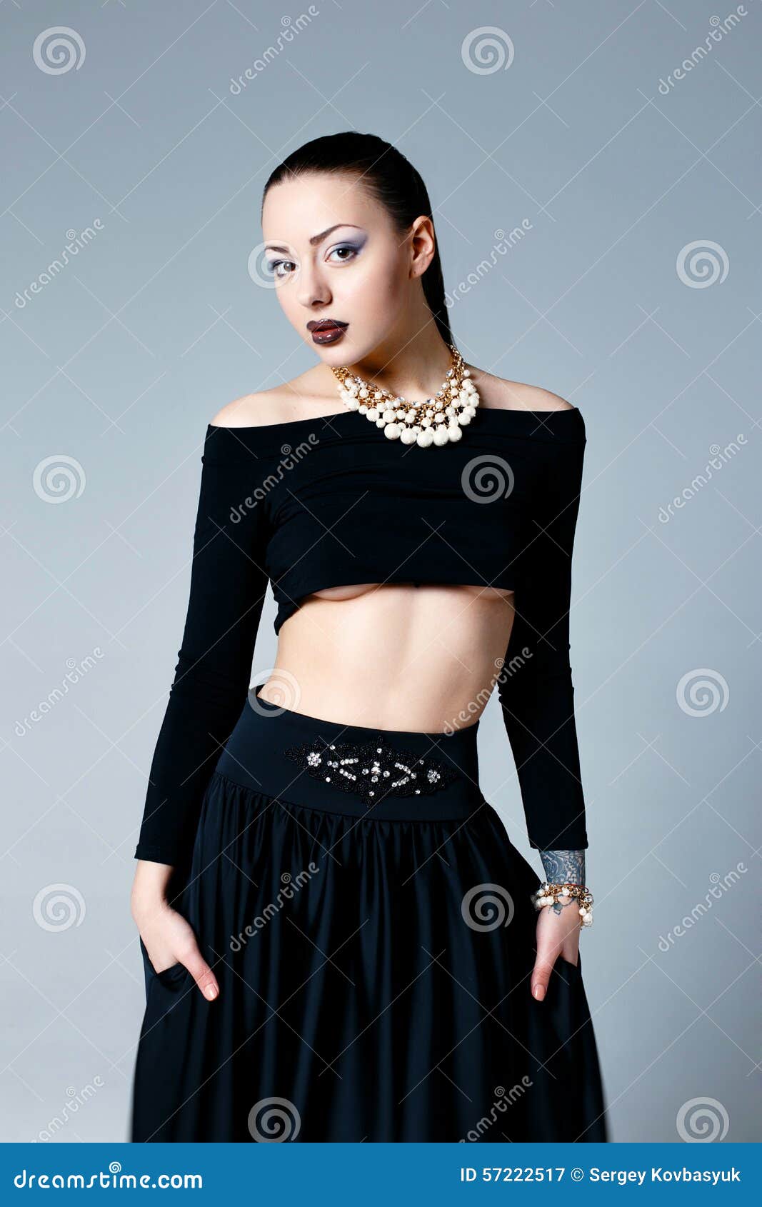 Female Model in Black Clothes Stock Image - Image of jewelry, beauty ...