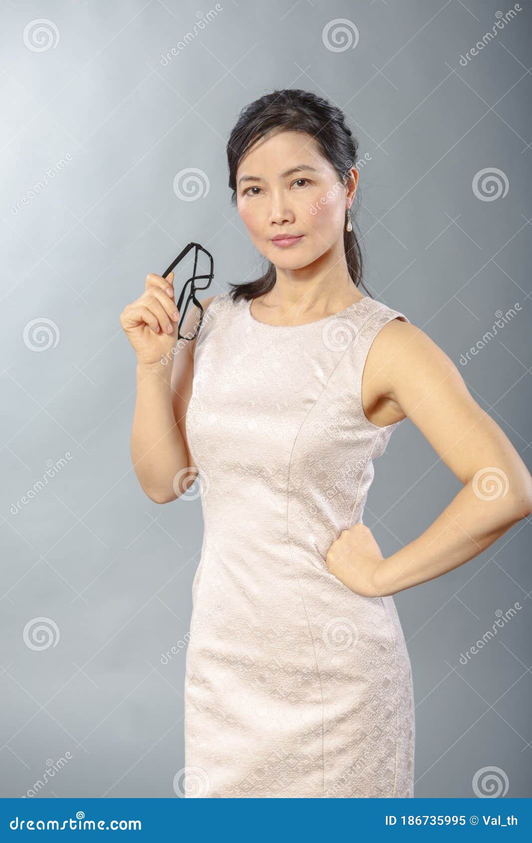 Female office worker stock image. Image of working, service - 186735995