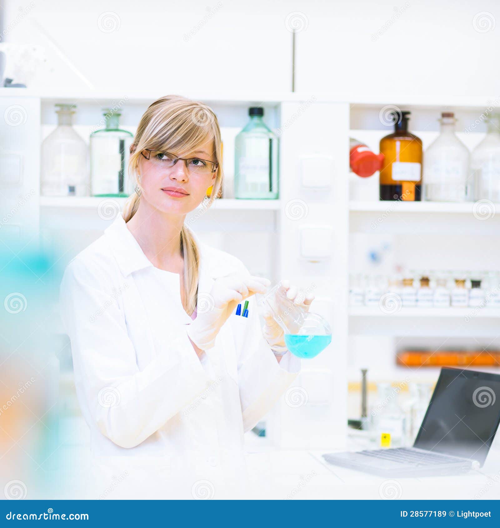 Female Researcher in a Chemistry Lab Stock Image - Image of equipment ...