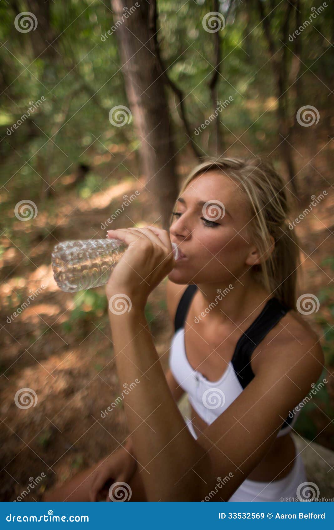 Female Runners Hydration stock image. Image of adult - 33532569