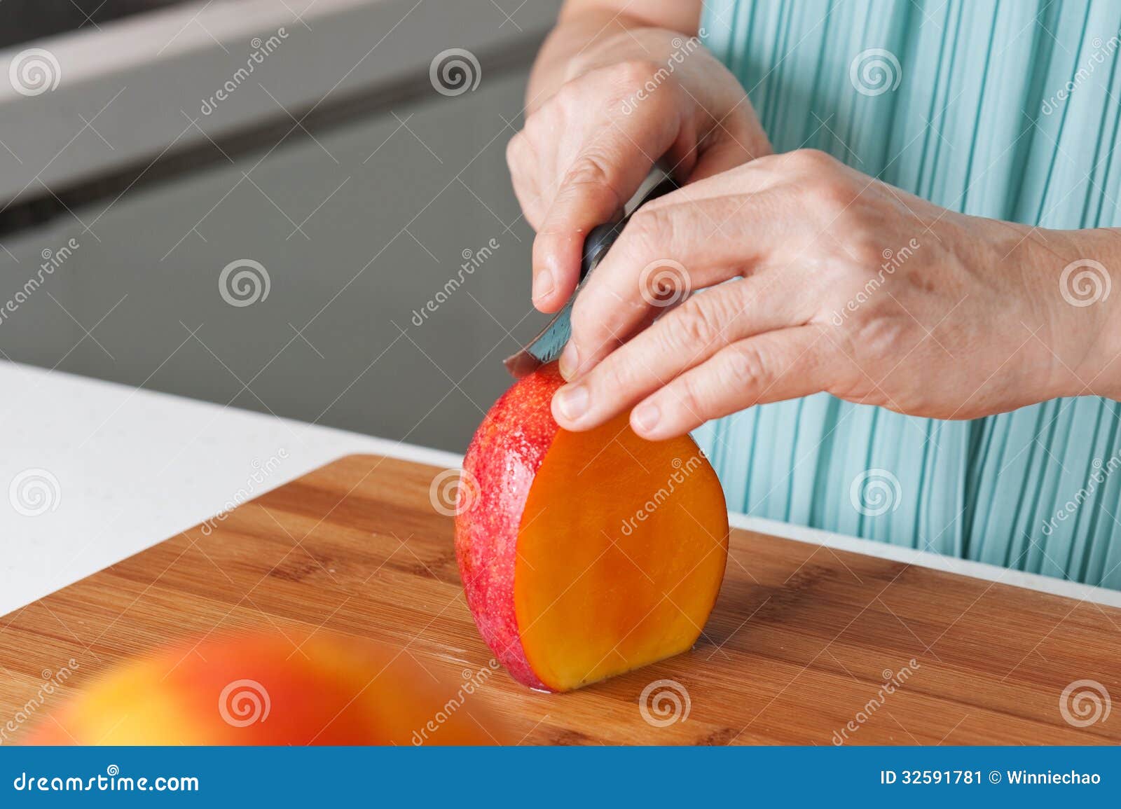 Female S Hands Cutting a Fresh Mango Stock Image - Image of kitchen ...