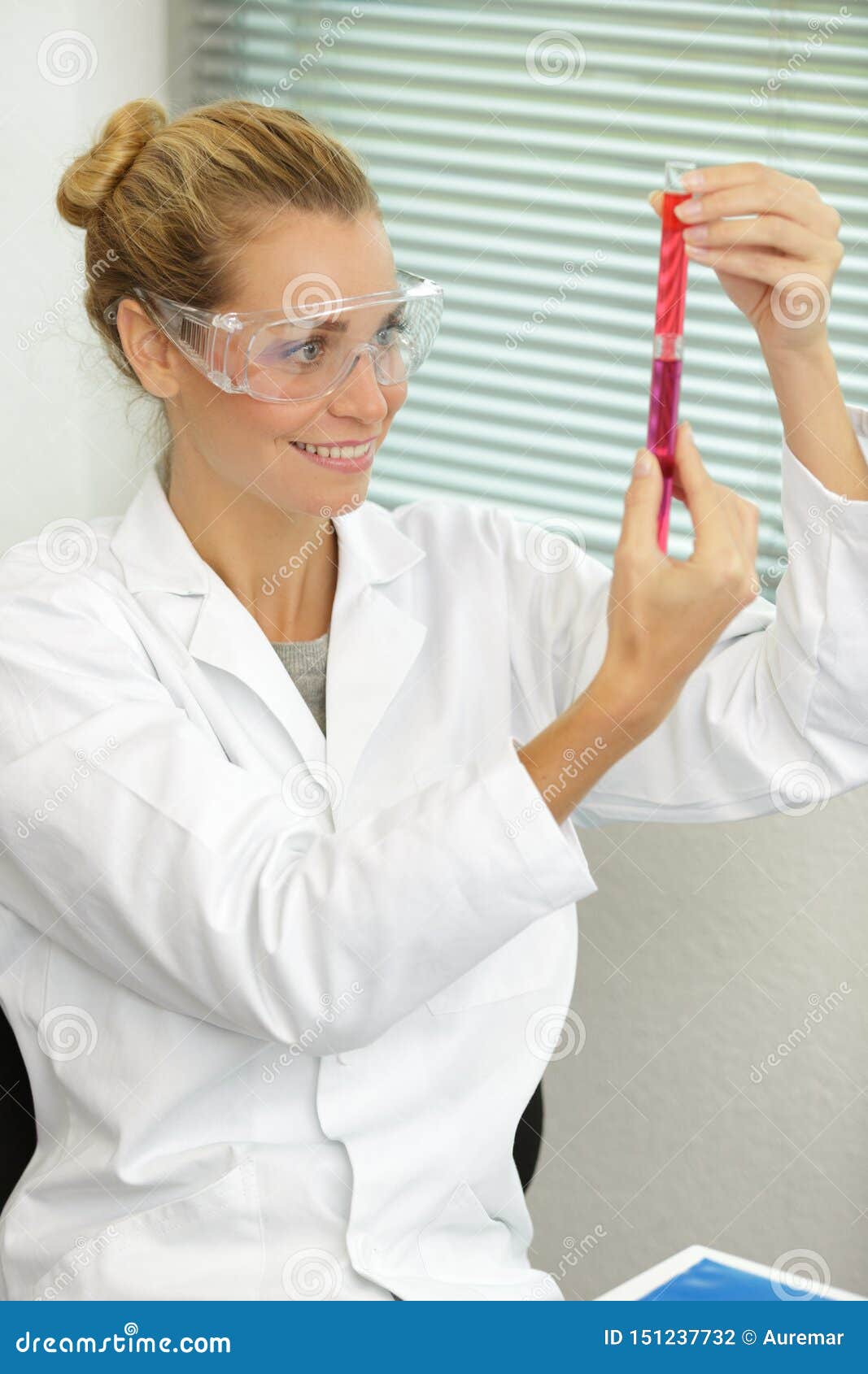 Female Scientist or Doctor Using Computer in Laboratory Stock Photo ...