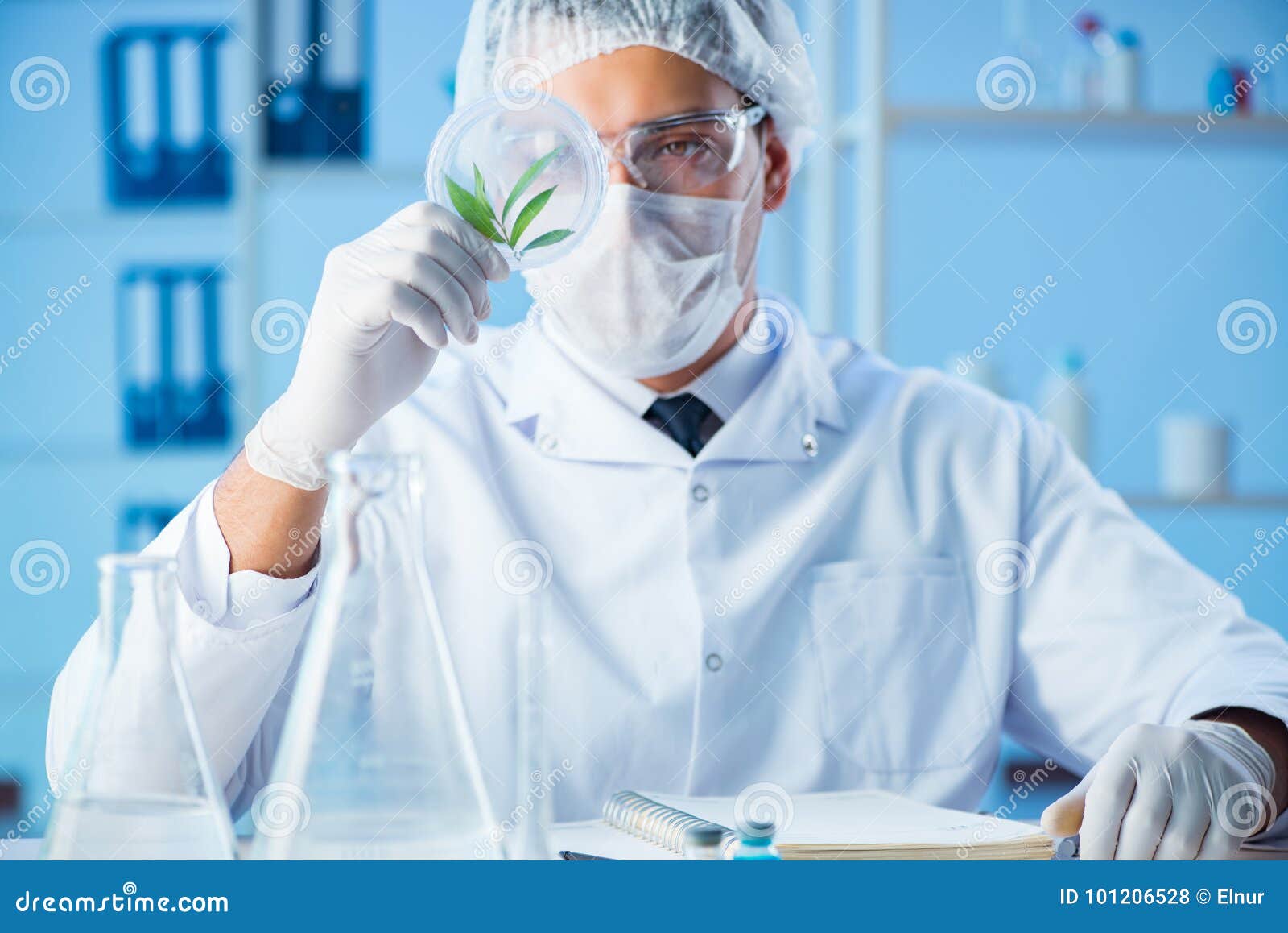 Female Scientist Researcher Conducting an Experiment in a Labora Stock ...