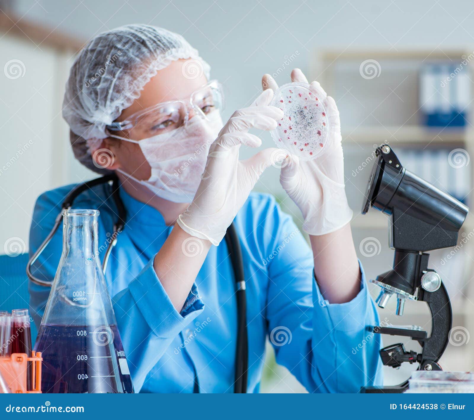 Female Scientist Researcher Doing Experiments in Laboratory Stock Photo ...