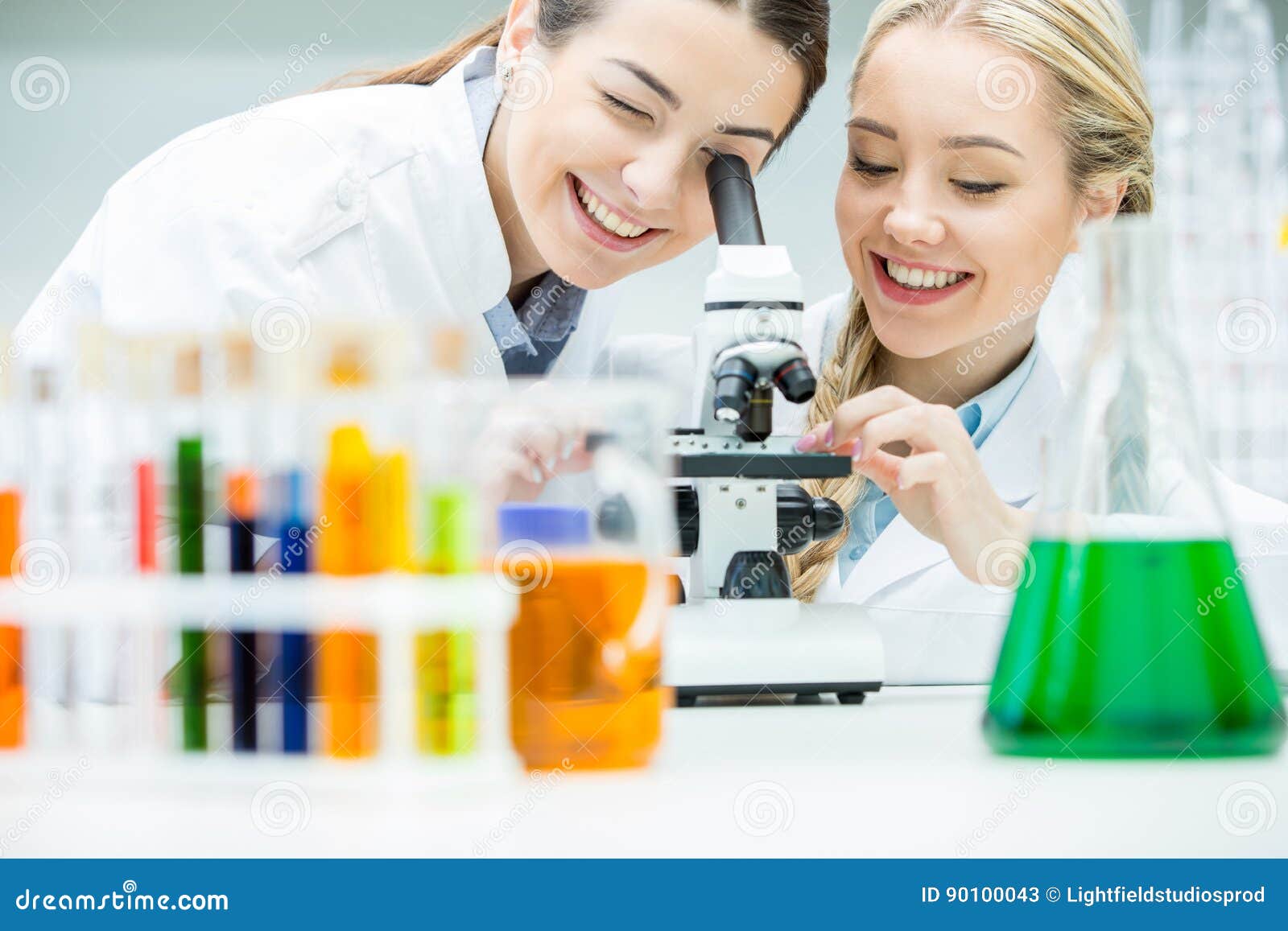 Female scientists in lab stock image. Image of knowledge - 90100043