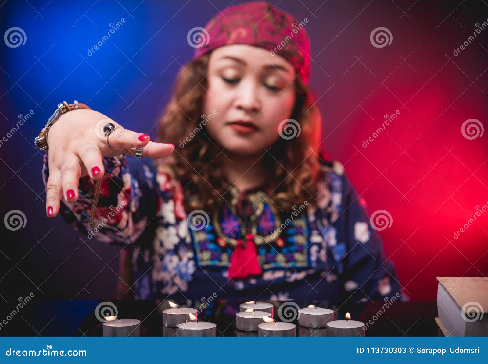Female Seer Teller Doing Psychic Stock Image - Image of beauty, jewelry ...