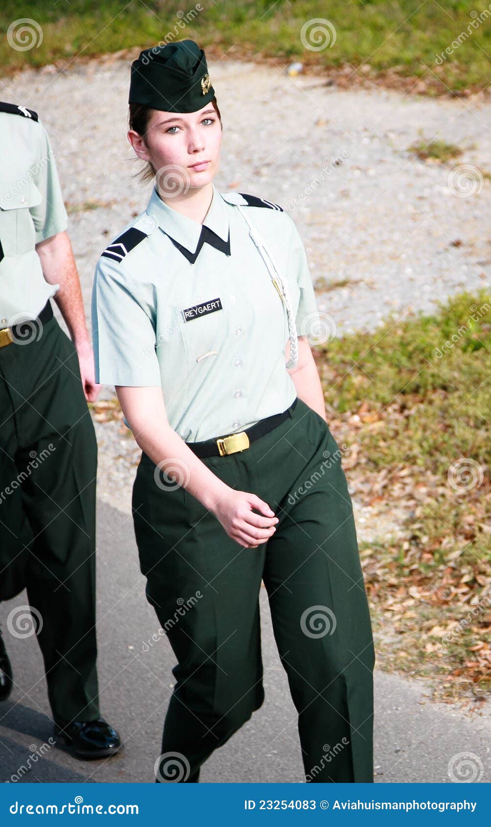 Female Soldier Of King`s Troop Royal Horse Artillery On Mounted Guard ...