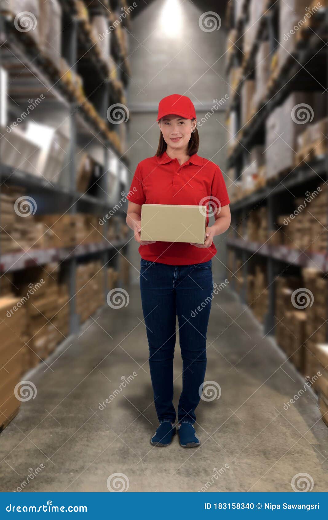 Female Staff Lifting Parcel Boxes in the Warehouse Stock Photo - Image ...