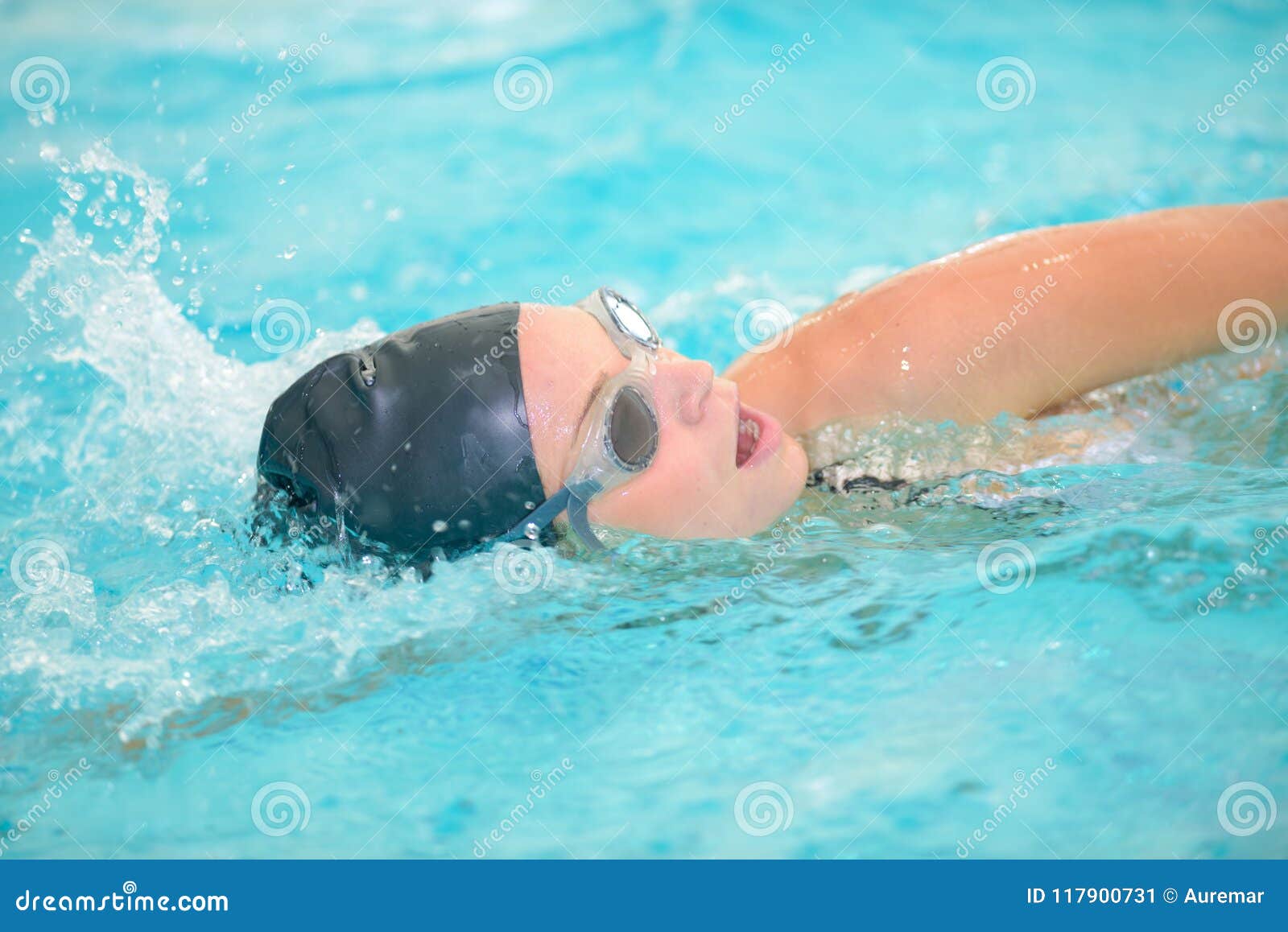 Female Swimmer Doing Front Crawl Stock Image - Image of effort, swim ...