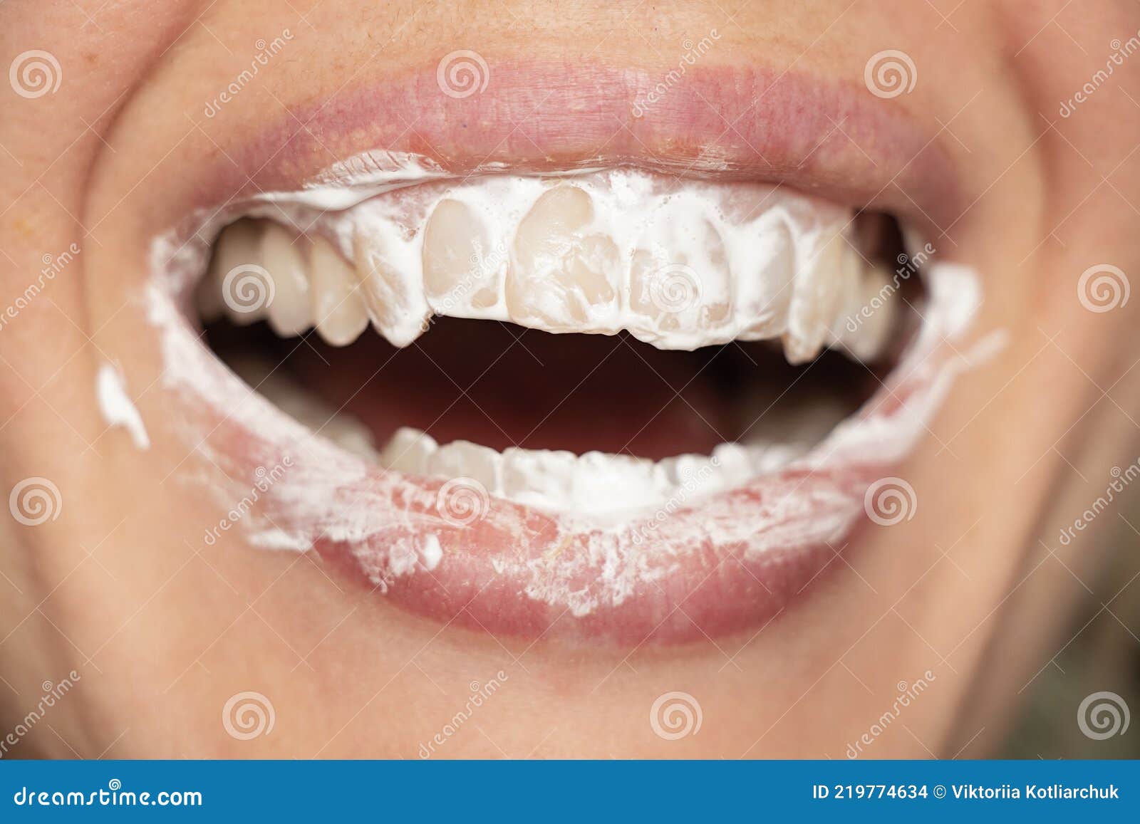 Female Teeth in Toothpaste Brushing Teeth Close-up Stock Photo - Image ...
