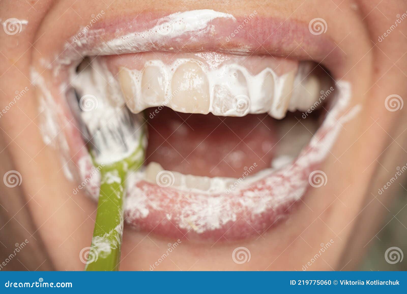 Female Teeth in Toothpaste Brushing Teeth Close-up Stock Photo - Image ...