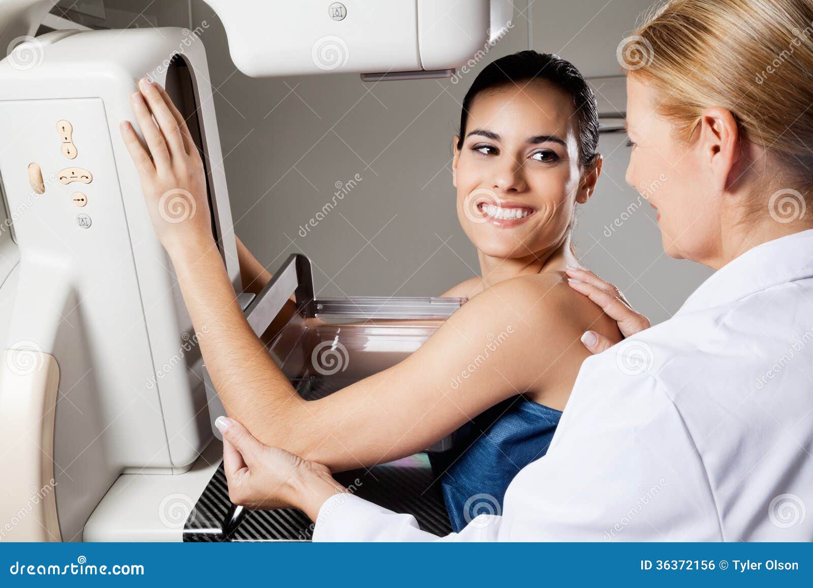 Female Undergoing Mammogram X-ray Test Stock Photo - Image of clinic ...
