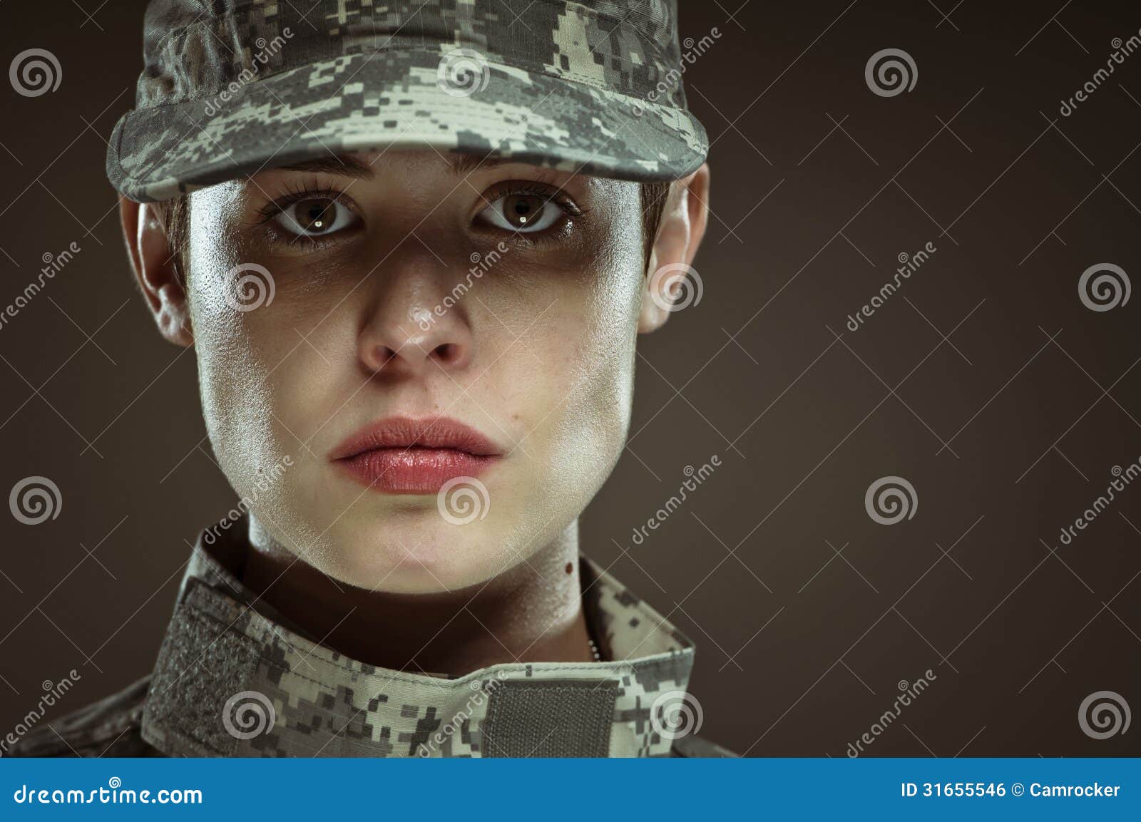 Female US Army Soldier stock photo. Image of people, green - 31655546