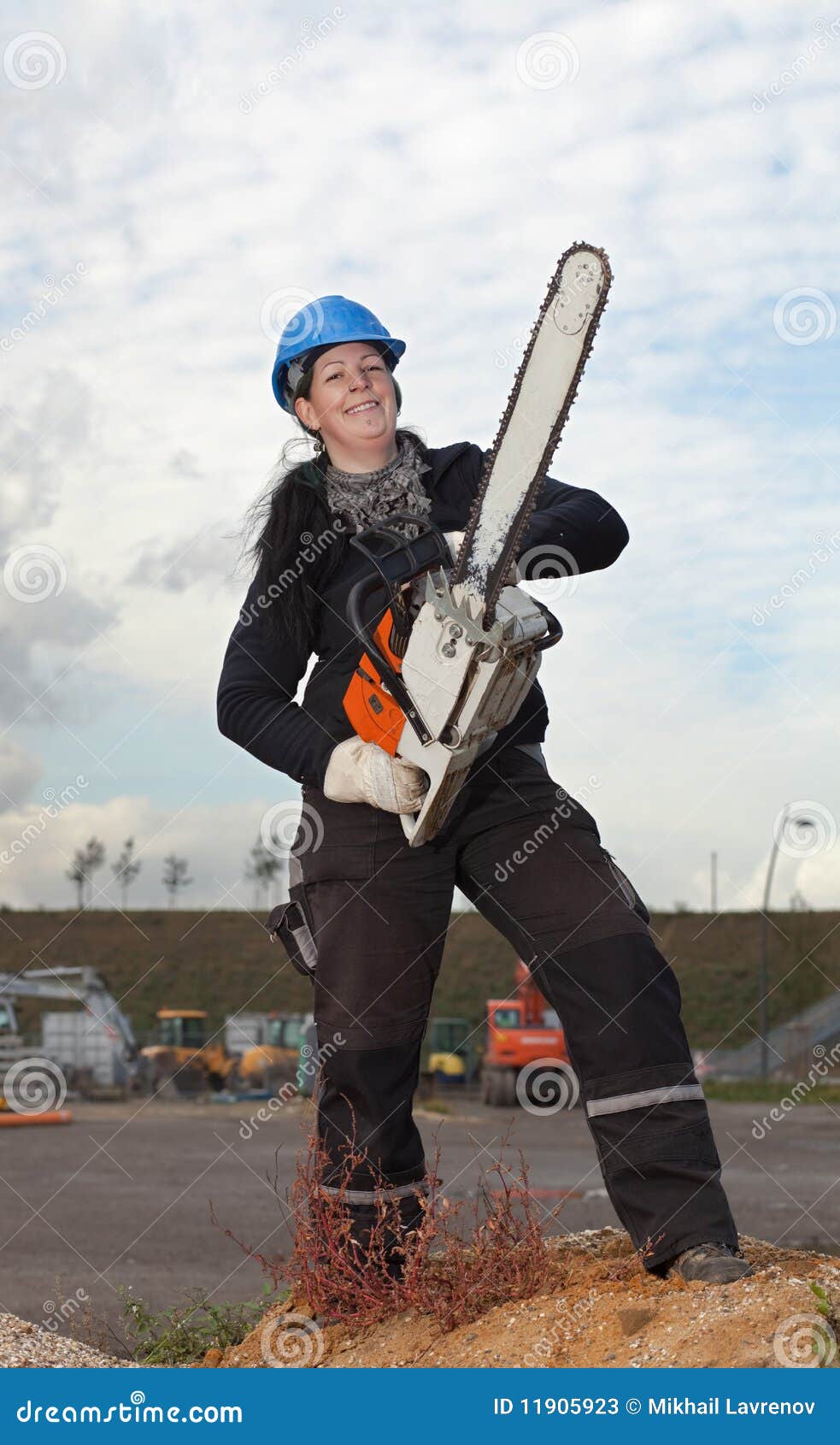 Female Worker with Chainsaw Stock Image - Image of gloves, manual: 11905923