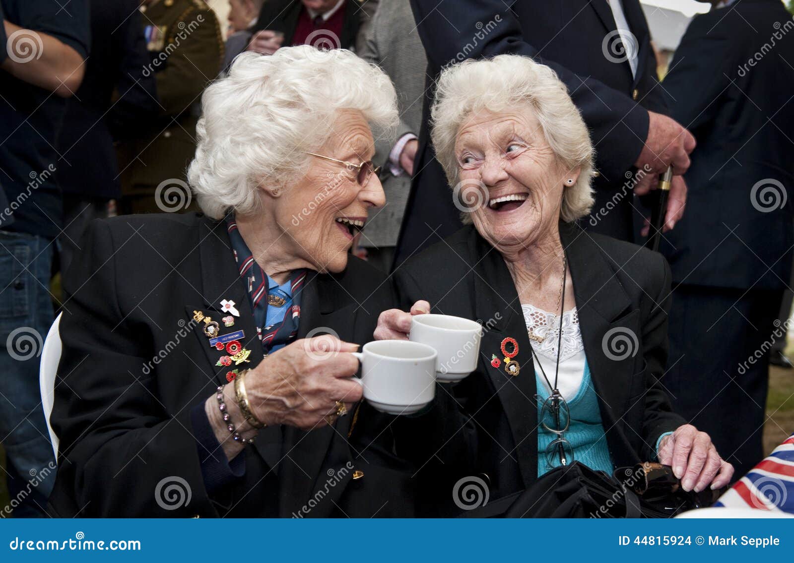 Female World War 2 Veterans Editorial Stock Image - Image of poppy ...
