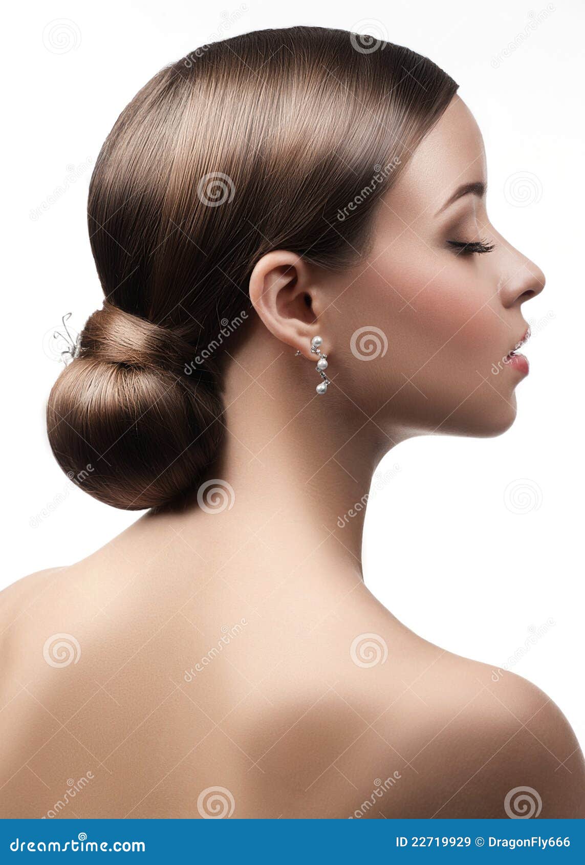 Femme Avec La Belle Coiffure Image stock - Image du tête, isolement ...
