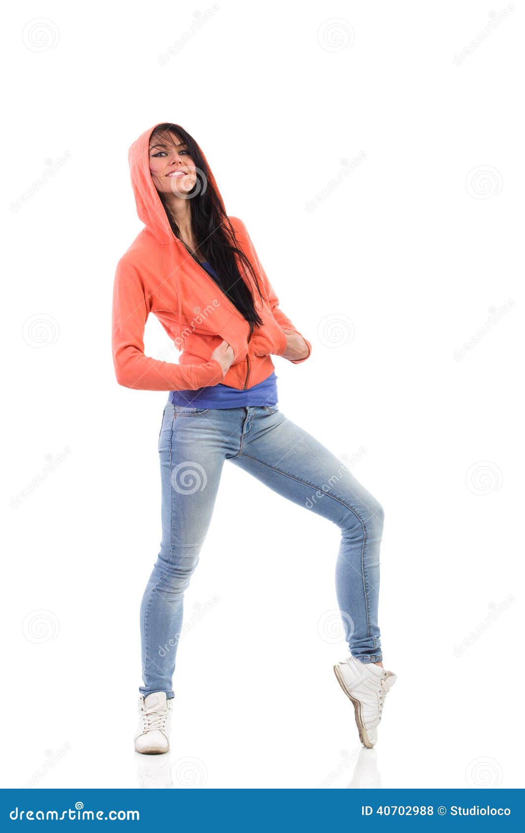 Femme dans le capot photo stock. Image du cheveu, énergie - 40702988