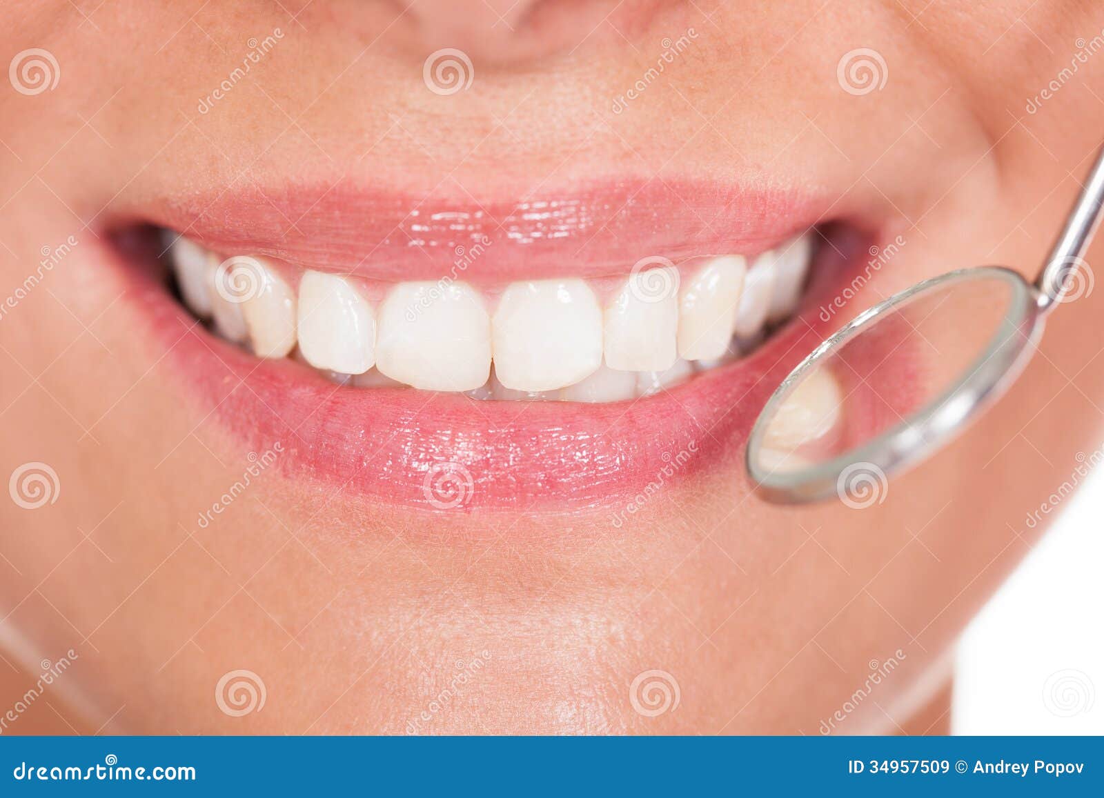 Femme De Sourire Avec Les Dents Blanches Parfaites Image stock - Image ...