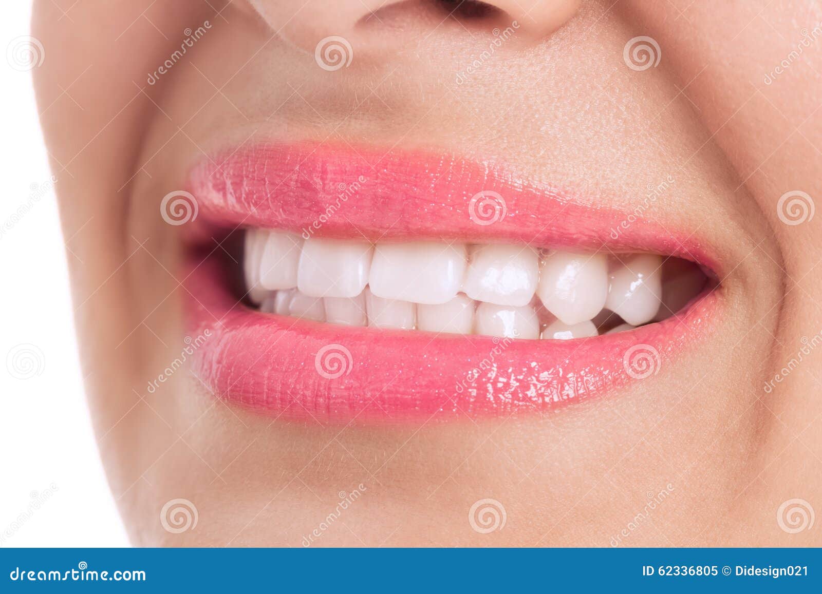 Femme De Sourire Avec Les Dents Parfaites Image stock - Image du sain ...