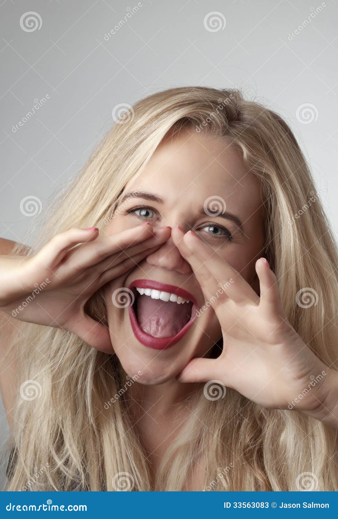 Femme folle image stock. Image du humeur, drôle, modèle - 33563083