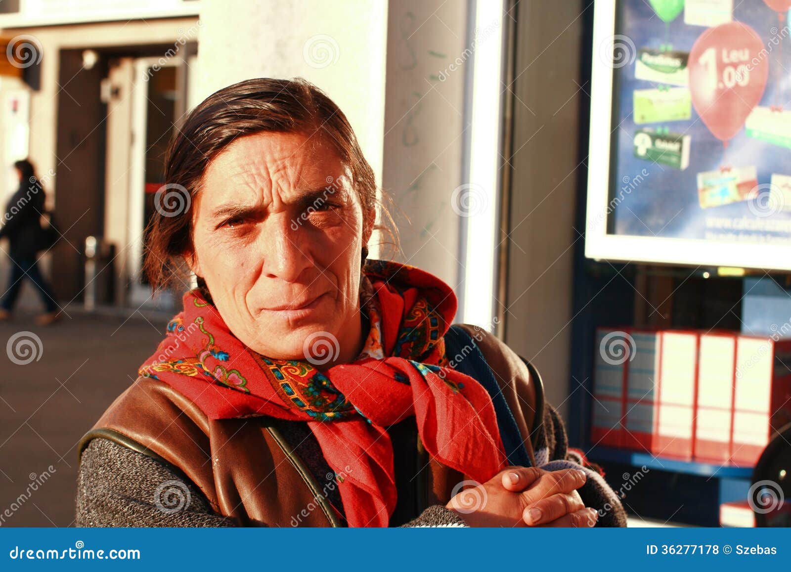 Femme gitane photo stock éditorial. Image du verticale - 36277178