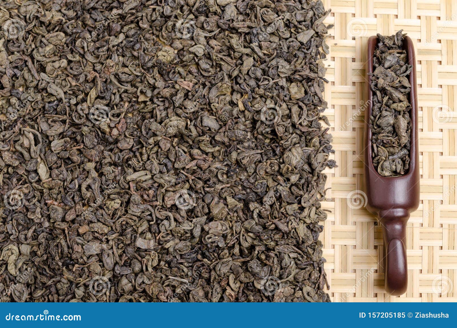 Fermented Dry Green Tea Leaves Stock Image - Image of leaf, iron: 157205185