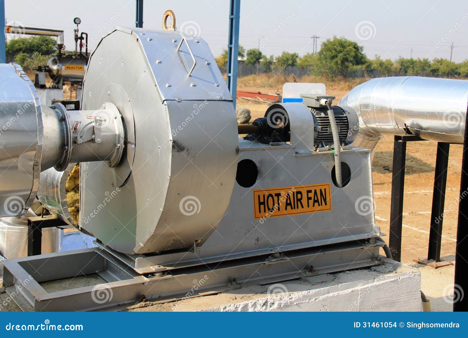 Fermez-vous D'une Fan Industrielle D'air Chaud Photo stock - Image du ...