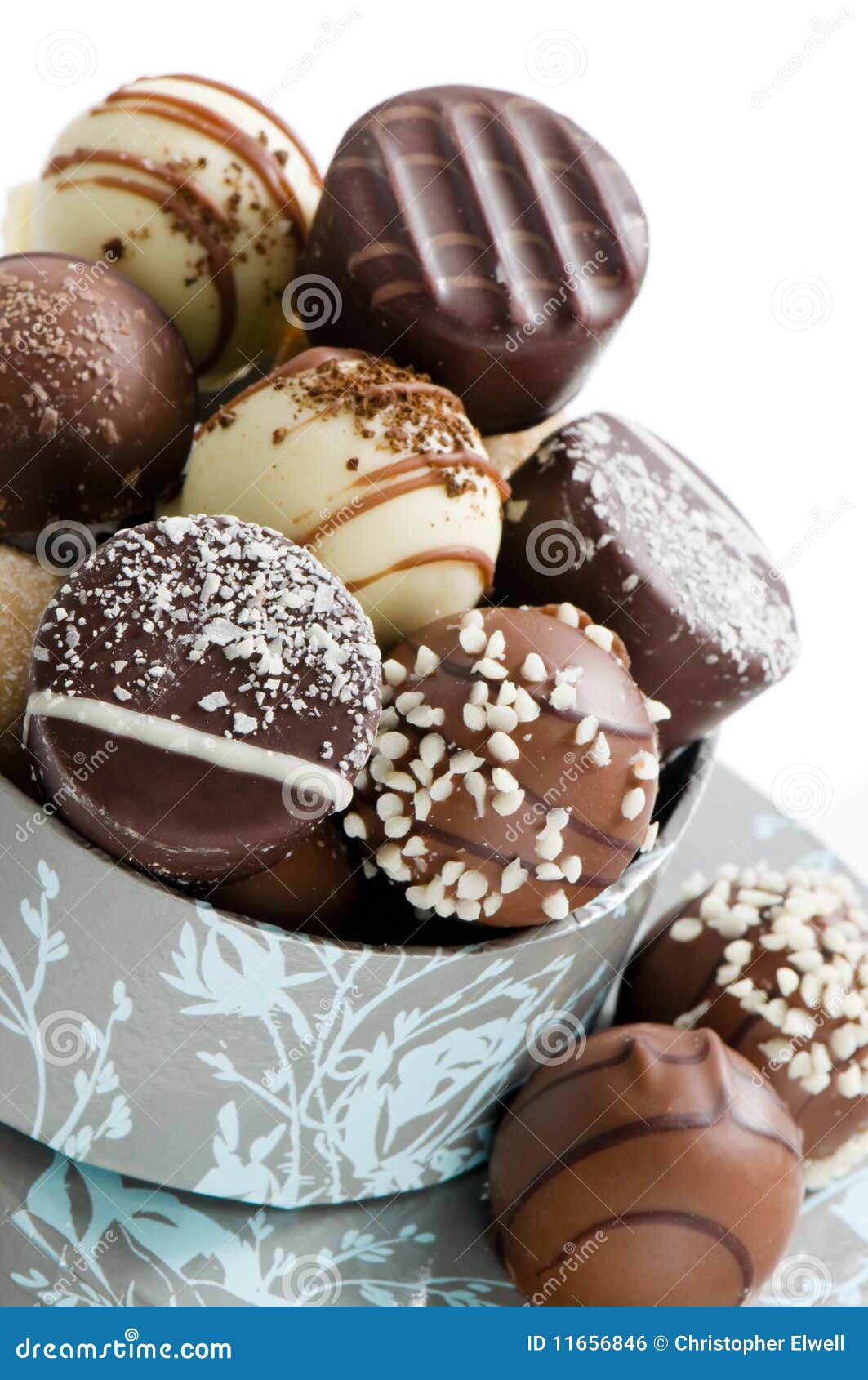 Fermez-vous Vers Le Haut Des Chocolats Photo stock - Image du ...