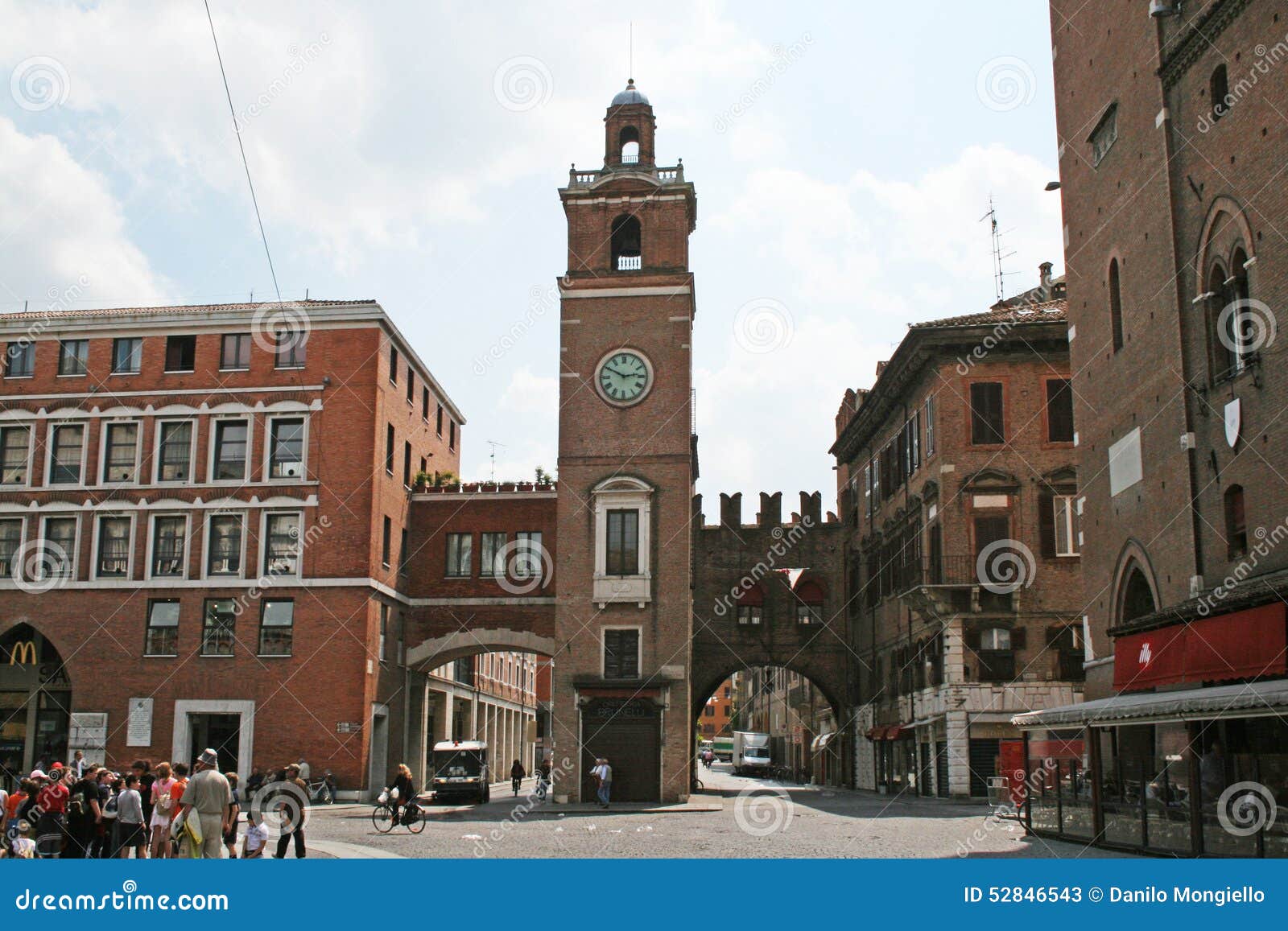 Ferrara gate editorial stock photo. Image of italy, square - 52846543