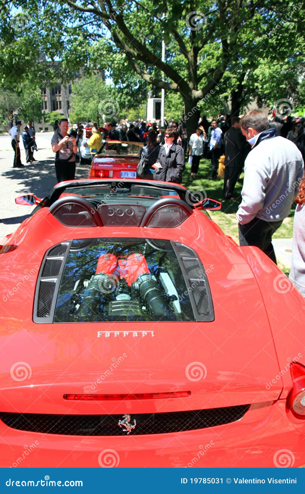 Ferrari editorial photo. Image of horse, people, automotive - 19785031