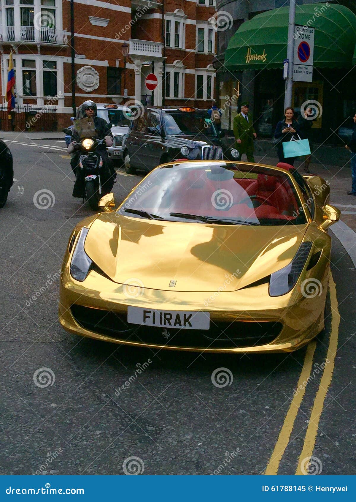 Ferrari de oro imagen editorial. Imagen de motor, velocidad - 61788145