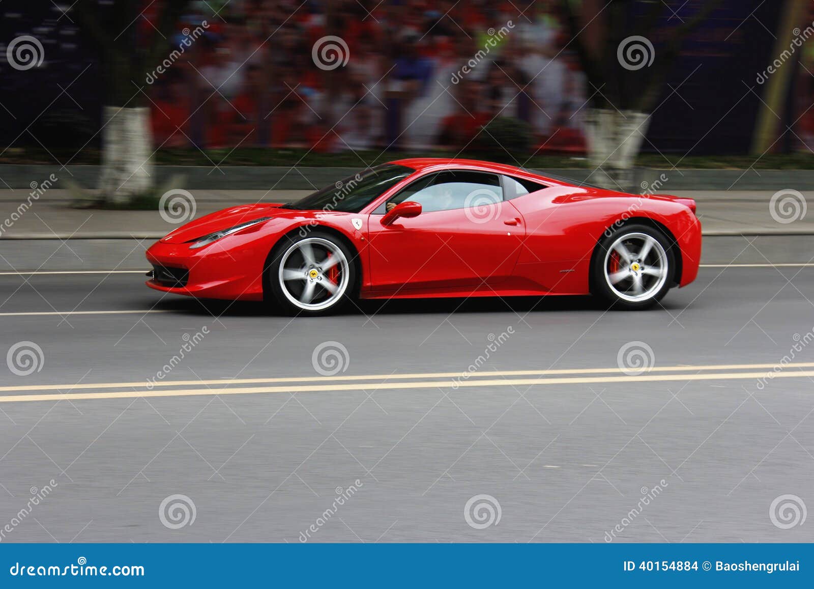 Ferrari rojo imagen de archivo editorial. Imagen de automotor - 40154884